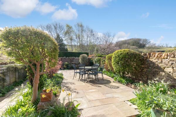 Tranquil Two Bedroom Home On Leckhampton Hill - Cheltenham