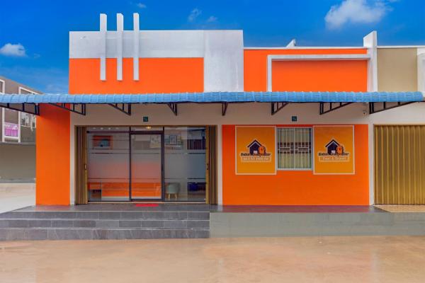 Capital O 93076 Batam Backpacker Guesthouse 2 - Batu Aji
