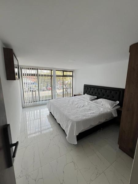 Alojamiento Privado En Avenida Principal - Manizales