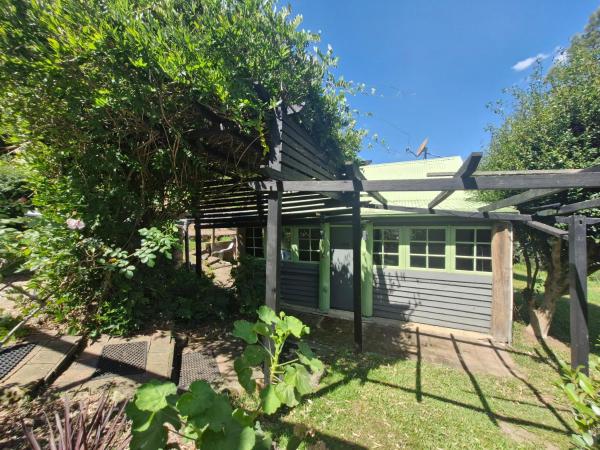 Goorongoola - Blue Mountains