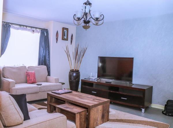 Modern 2br Near Jkia Nyayo Estate Secure And Serene - Nairobi