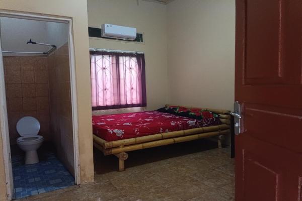Oyo 93766 Bunga Homestay Near Taman Lembah - Lombok