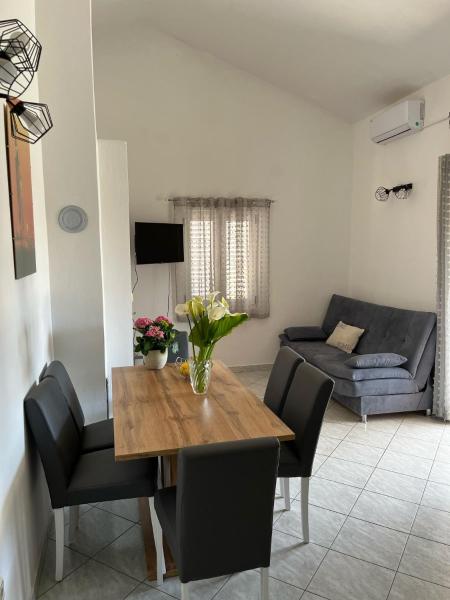 Apartmani Lilly - Privlaka