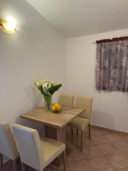 Apartmani Lilly - Privlaka