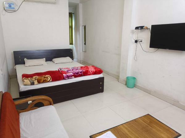 Hotel O Couples Hotel - Jamshedpur