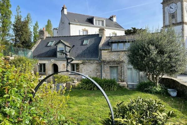 Unique Family House Steps From Port Miquel Beach - Île-aux-Moines