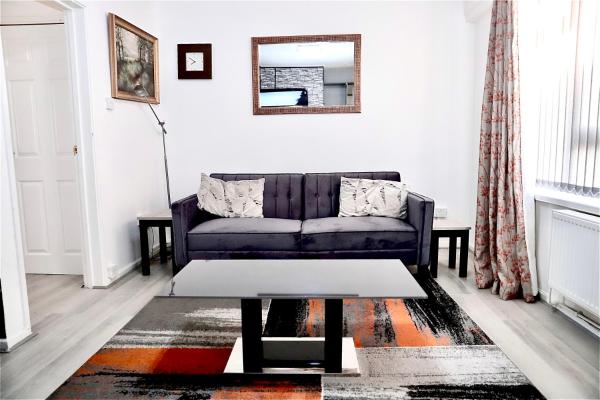 Maitland Luxury 2 Bedroom Greenwich Apartment With Good Living Space Sleeps 5 Guest- 1 Minute From Greenwich Dlr Station - Greenwich