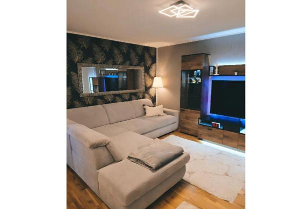 Designer Studio Mit Balkon In Karlsruhes Zentrum - Apolonialiving - Karlsruhe