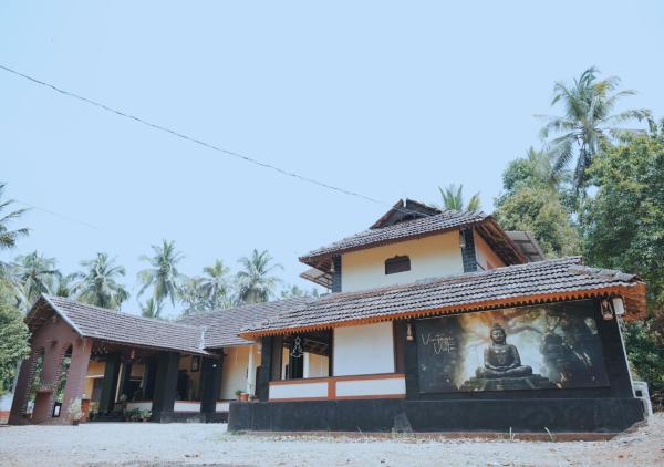 Vintage Vista - Alathur