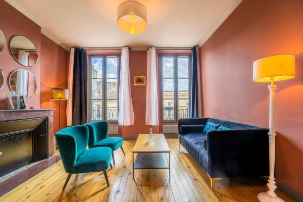 Magnifique Appartement En Hypercentre Avec Parking - Pessac