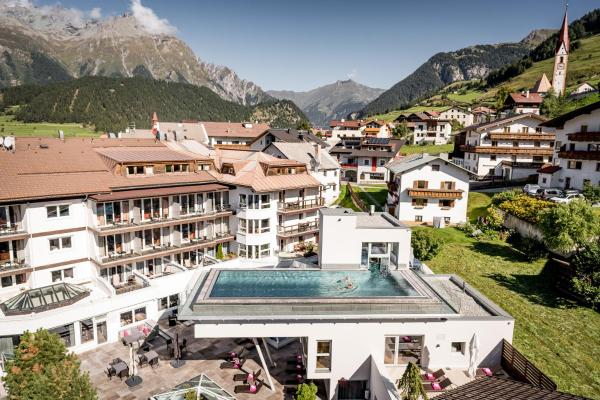 Alpin Art & Spa Hotel Naudererhof Superior - Pfunds