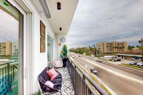 The Harbor 304 - Indian Rocks Beach, FL