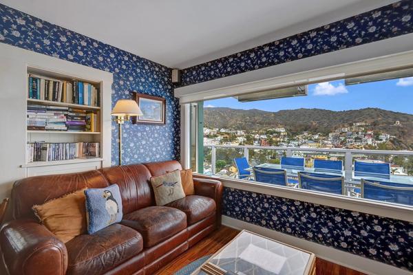 176mt Middle Terrace - Avalon, CA