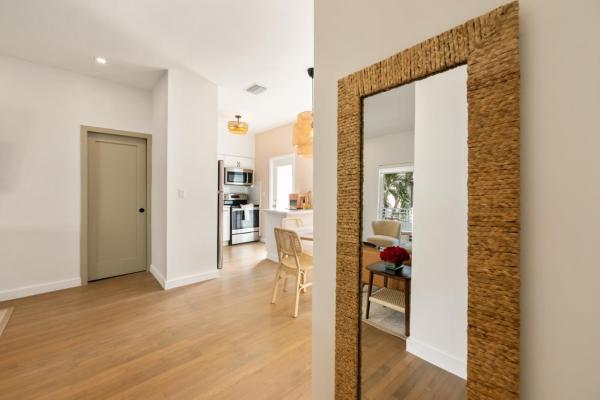 Lux Designer Apt 2br And 2ba In Heart Of Miami Beach - Miami Beach, FL
