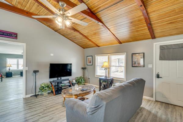 Less Than Half Mi To Marina Missouri Lake Getaway - Truman Reservoir, MO