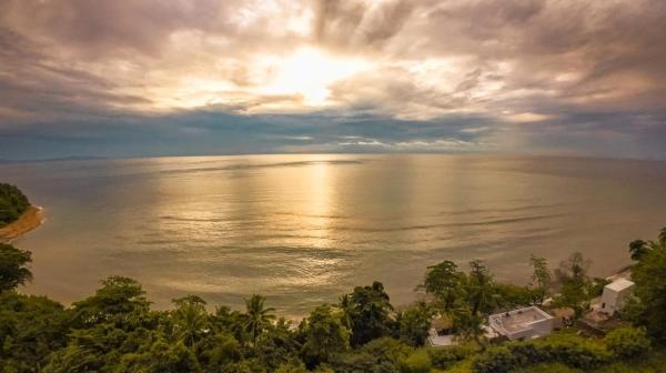 De Bougenville Tulap Beach Front - North Sulawesi