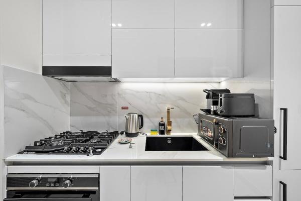 First Class Studio Touch Of Luxury & Comfort - Dubai