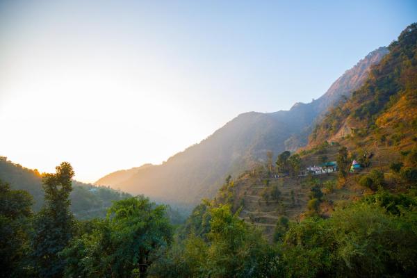 Alaya Stays Madhuram Villa - Pet-friendly 5 Bhk Hillside Retreat With Garden & Balcony - Dhanaulti