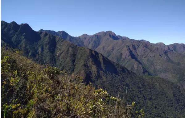 Campo Base Serra Fina - Minas Gerais