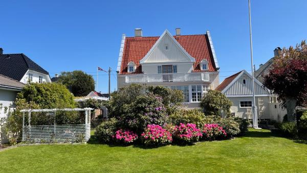 Sjarmerende Leilighet I Villa Gellert - Mer du Nord