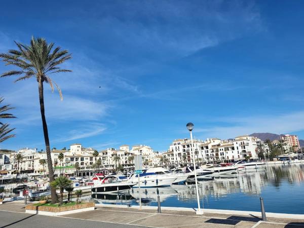 Pueblo Mexicano Communal Pool Close To Marina And Beach - Manilva