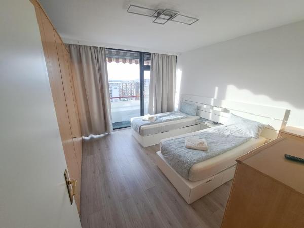 Apartment With Balcony In Mülheim An Der Ruhr - Oberhausen