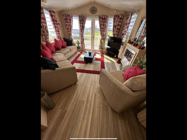 6 Berth Waterside Ingoldmells Skegness J4 Santanavan 10 - Ingoldmells