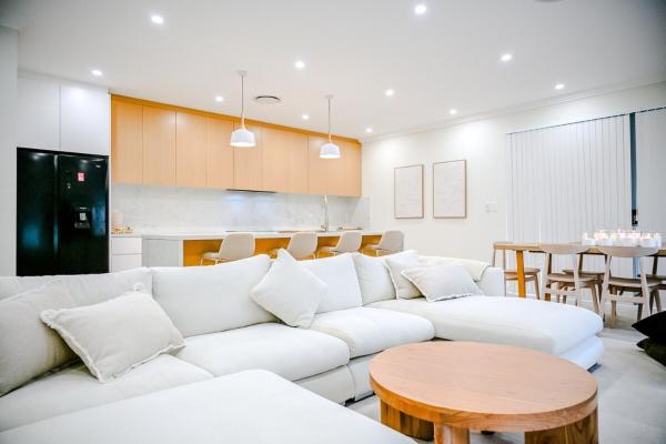 Luxury Home In The Heart Of Western Sydney - Liverpool