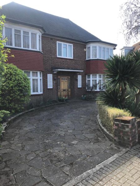 Willesden Boutique Hotel - Enfield, UK