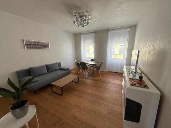 Apartment Number 5 - Vienne