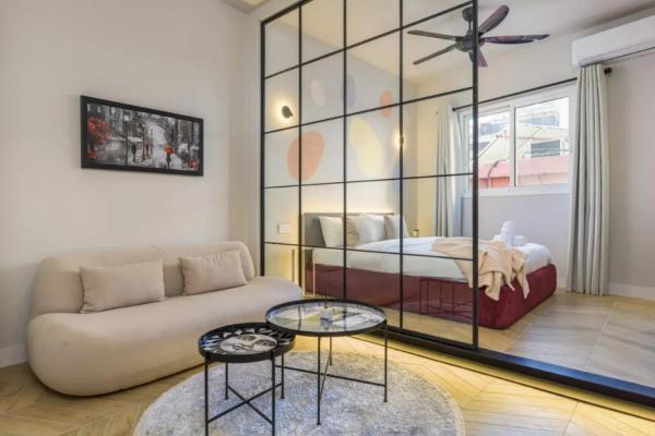 Paris 1br Gemmayze - Lebanon