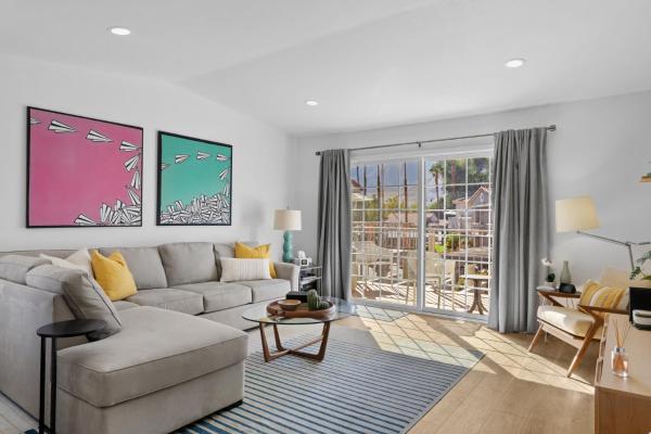Mesquite Work Play Oasis - Palm Springs, FL