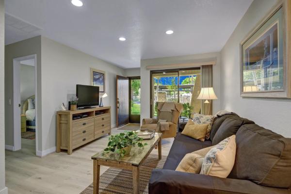 Ps Villas Ii Beauty - Palm Springs, CA