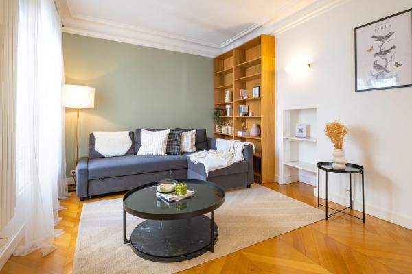 Spacious Apartment For 6 People - Porte de Clichy