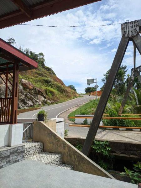 Express O 91702 Mandeh Homestay Syariah Near Bank Nagari Pt Bank Pembangunan Daerah (Bpd) Sumbar Cabang Painan - West Sumatra