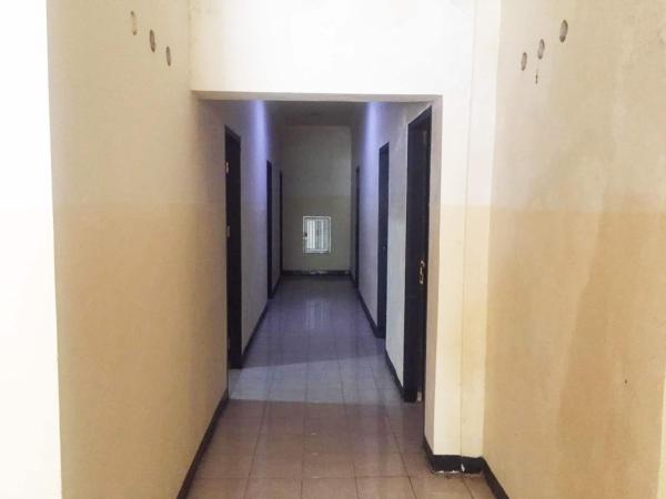 Oyo Life 2794 Kost Al Barokah 3 - Jakarta
