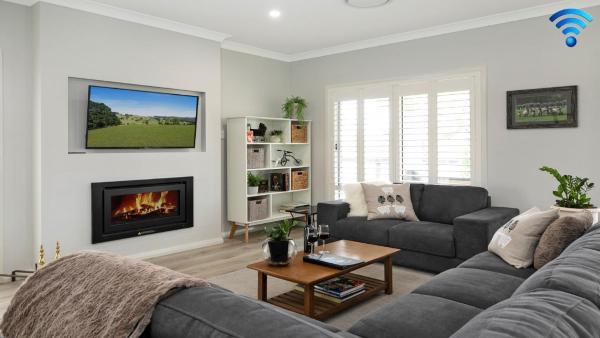 The Bunkhouse - Quality, Contemporary Home - Bundanoon