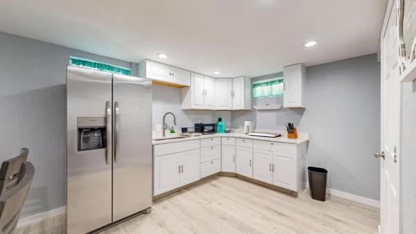 Cozy Lower Affordable Apartment Great For Families - 골든