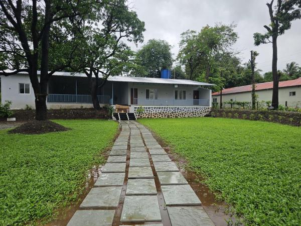 The Swapnistan Farms - Neral
