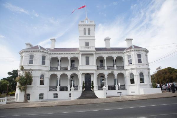 The Royal Queenscliff - Shire of Mornington Peninsula