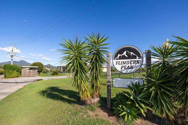 Flinders Peak Estate- Country Villa - Harrisville