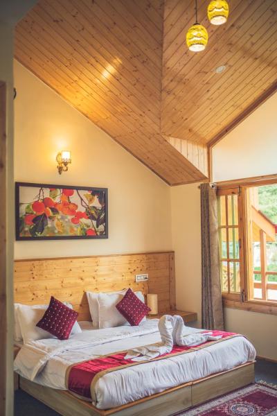 Persimmon Farmstead - Himachal Pradesh