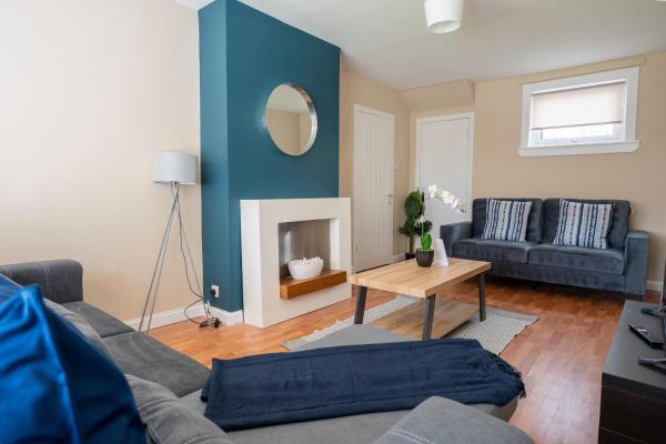 Marina House - Livingston
