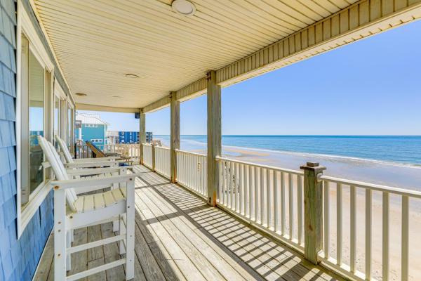 Hot Tub And Decks North Topsail Beach Home - North Topsail Beach, NC