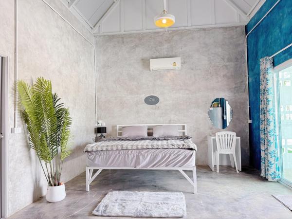 Thehill Villa เดอะฮิลล์ วิลล่า เลาขวัญ -