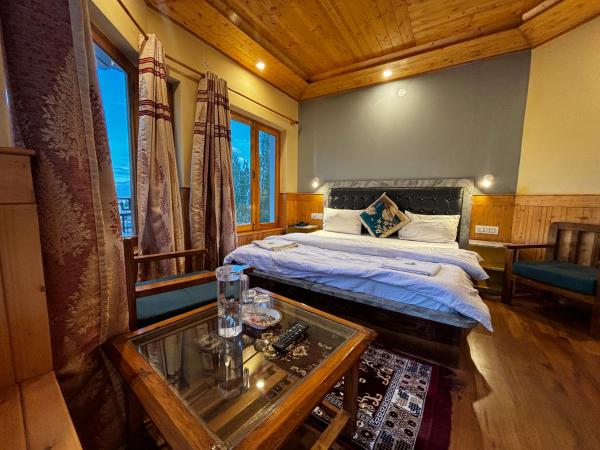 Zaltak Guest House And Hostel - Leh