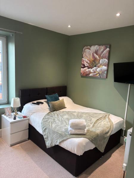 Private & Modern En-suite Rooms Town Centre Self Check-in - Derbyshire