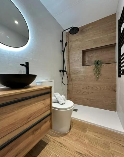 Apartamento Temporal Cómodo Y Moderno Para Estancias Personales O Profesionales - Rivas-Vaciamadrid