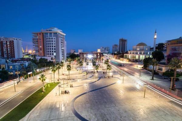 Piazza Place - Durrës