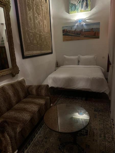 Room 2 With Breakfast - Rabat